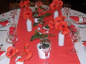 Red Poppies, Floral Centerpieces and Table Decorations