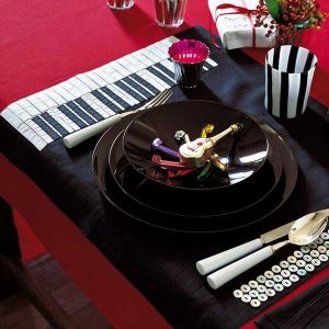 Black and White Decorating Ideas Highlighting Music Themes