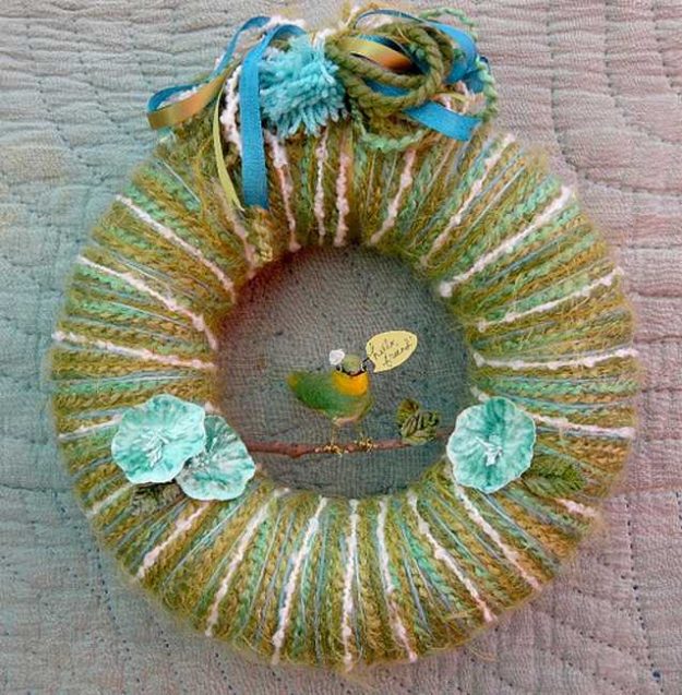 30 Colorful Wreaths Adding Creative Designs to Spring Home Decorating