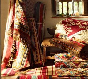 Ethnic Interior Decorating Ideas Integrating Turkish Rugs into Modern ...