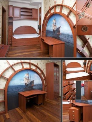 Nautical Decor Ideas Enhanced by Vintage Ship Wheels and Handmade ...