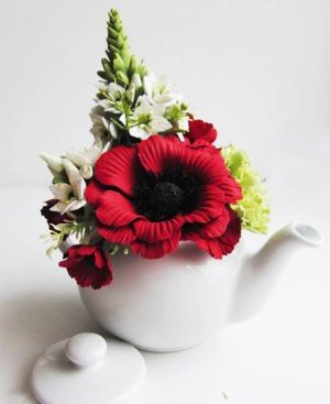 30 Floral Table Decorations and Centerpieces, Table Decor with Red Poppies