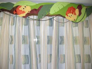 33 Creative Window Treatments for Kids Room Decorating