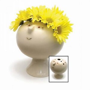 30 Unusual Vases to Inspire Creative Craft Ideas and Add Character to ...