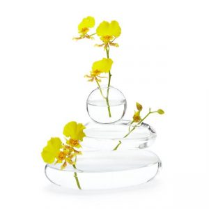 30 Unusual Vases to Inspire Creative Craft Ideas and Add Character to ...