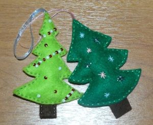 22 Felt Christmas Crafts, Homemade Christmas Tree Decorations